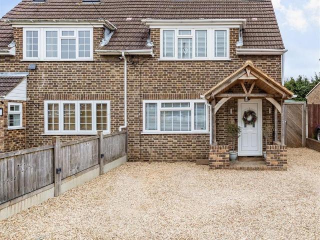 4 bedroom semi detached house for sale