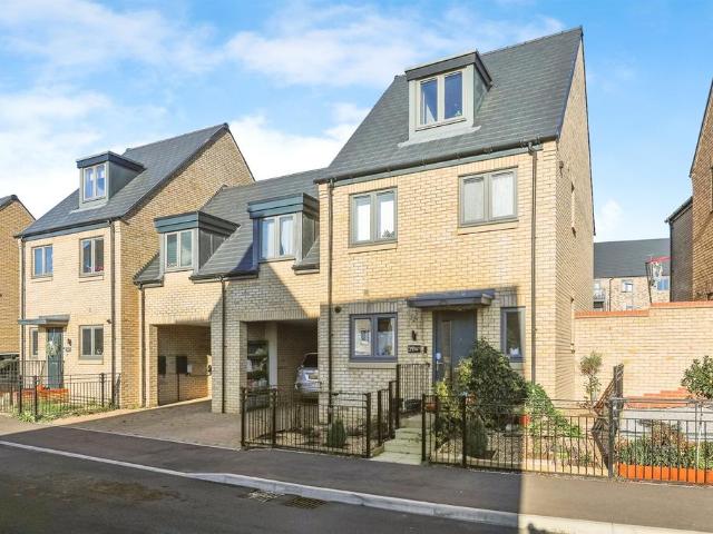 4 bedroom semi detached house for sale