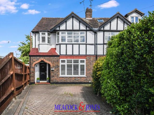 4 bedroom semi detached house for sale
