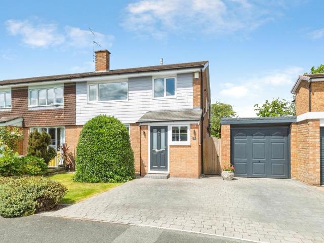 4 bedroom semi detached house for sale