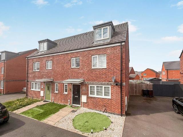 4 bedroom semi detached house for sale