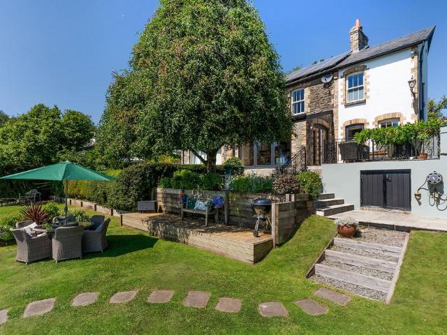 4 bedroom semi detached house for sale