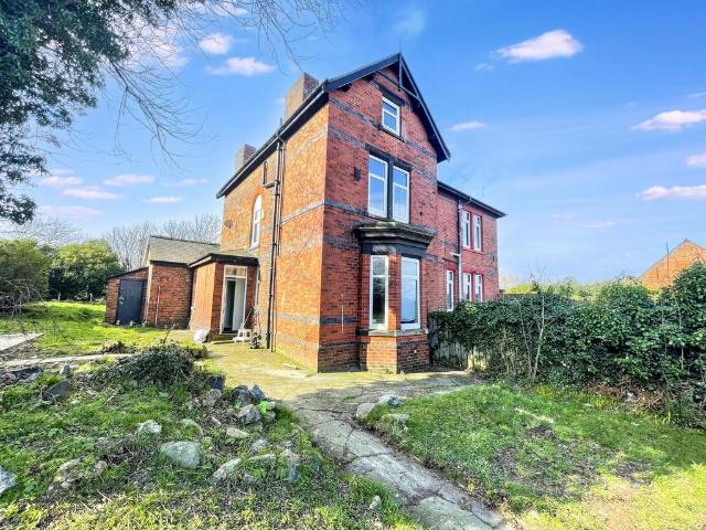 4 bedroom semi detached house for sale