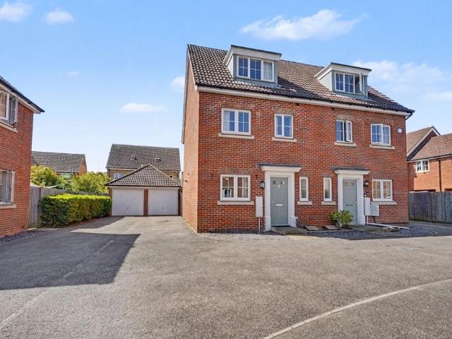 4 bedroom semi detached house for sale