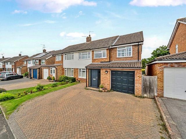 4 bedroom semi detached house for sale