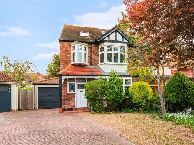 4 bedroom semi detached house for sale