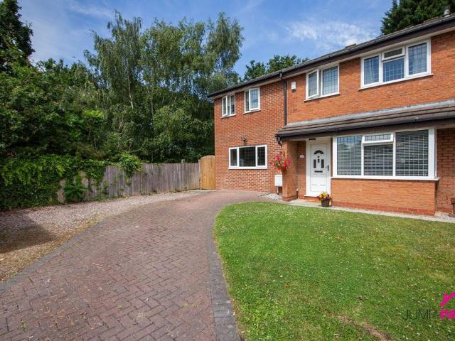 4 bedroom semi detached house for sale