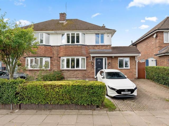 4 bedroom semi detached house for sale