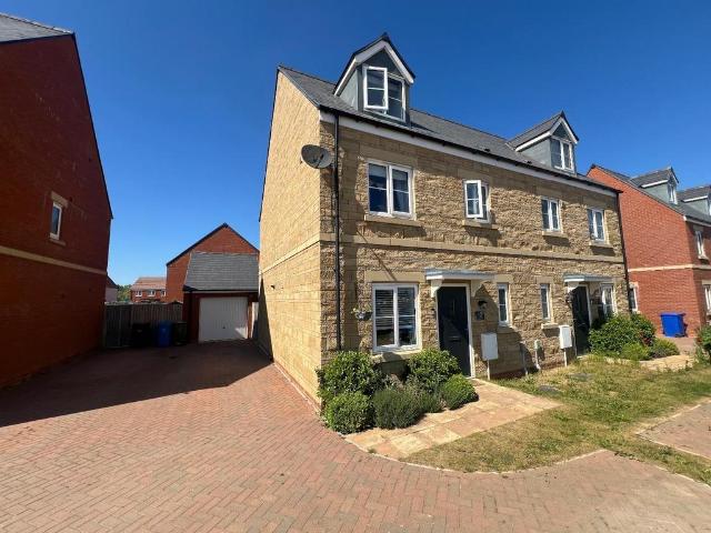 4 bedroom semi detached house for sale