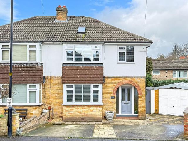 4 bedroom semi detached house for sale