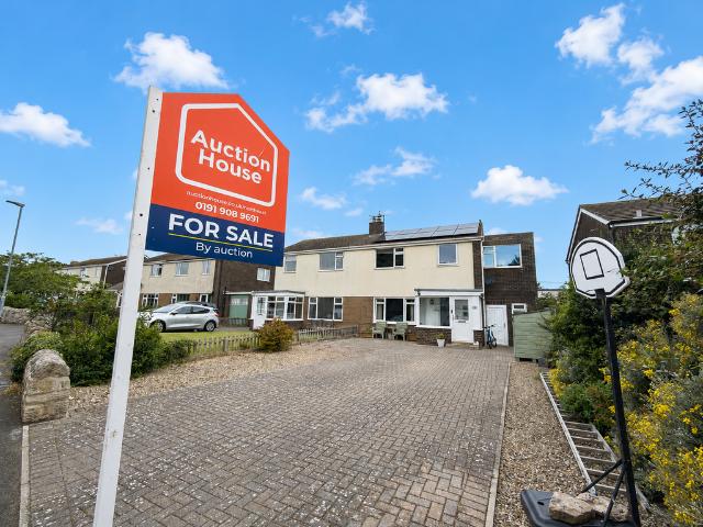 4 bedroom semi detached house for sale