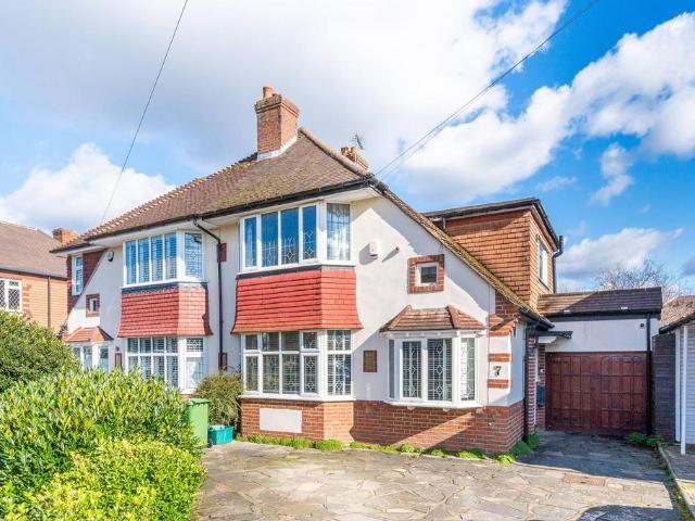 4 bedroom semi detached house for sale