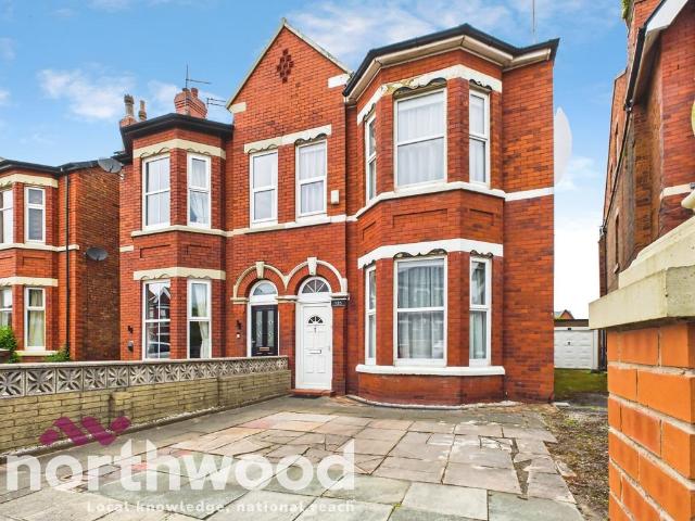 4 bedroom semi detached house for sale