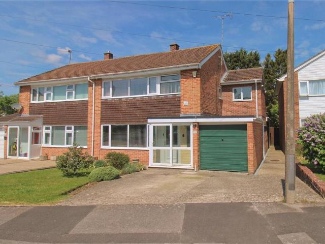 4 bedroom semi detached house for sale