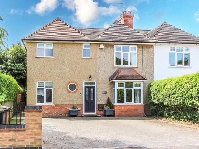 4 bedroom semi detached house for sale