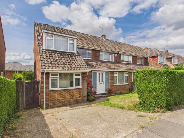 4 bedroom semi detached house for sale
