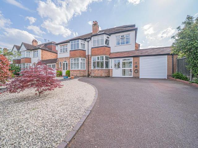 4 bedroom semi detached house for sale