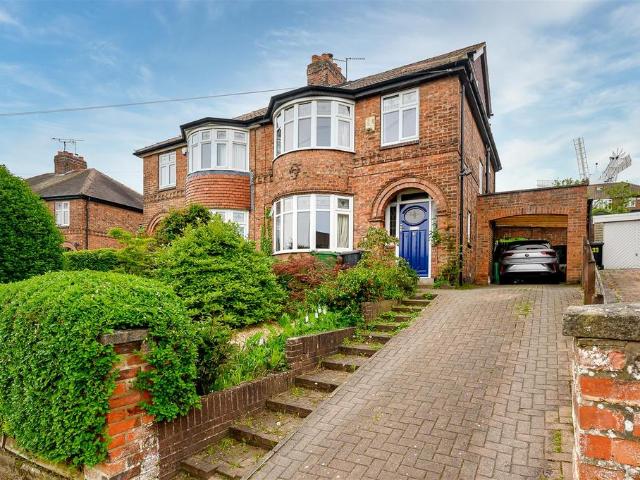 4 bedroom semi detached house for sale