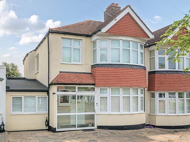 4 bedroom semi detached house for sale
