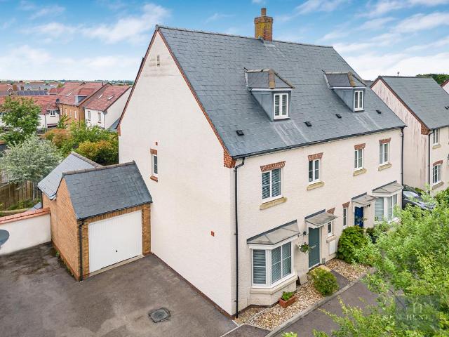 4 bedroom semi detached house for sale