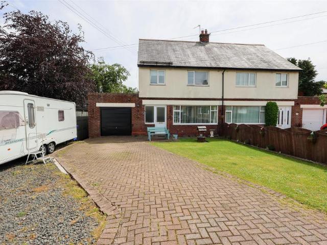 4 bedroom semi detached house for sale