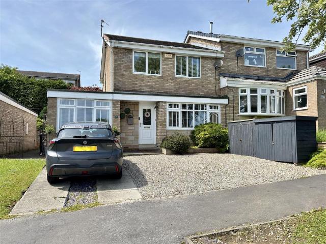 4 bedroom semi detached house for sale
