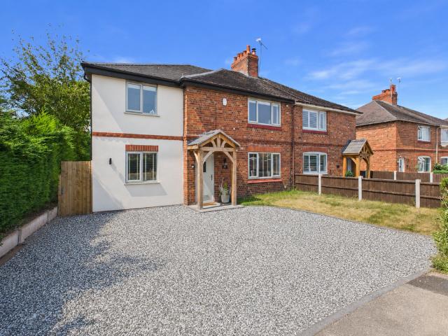 4 bedroom semi detached house for sale