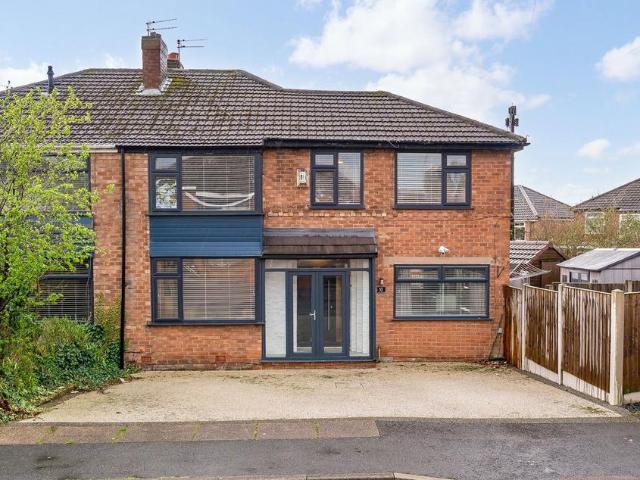 4 bedroom semi detached house for sale