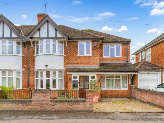 4 bedroom semi detached house for sale