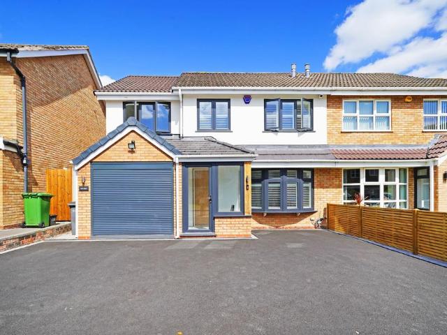 4 bedroom semi detached house for sale