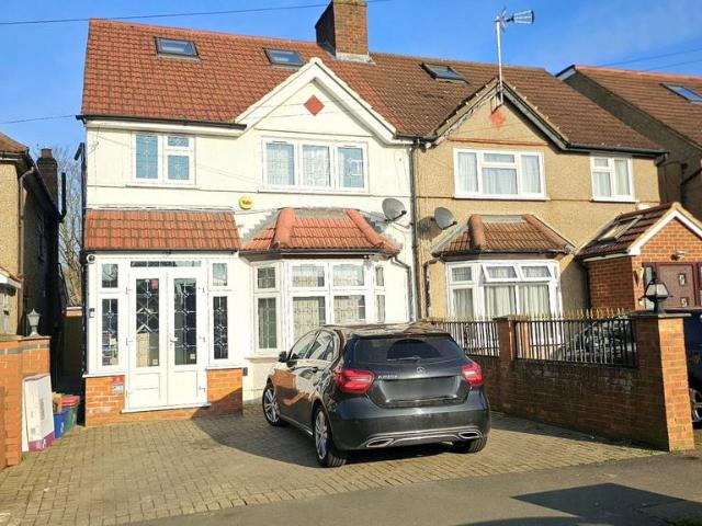 4 bedroom semi detached house for sale