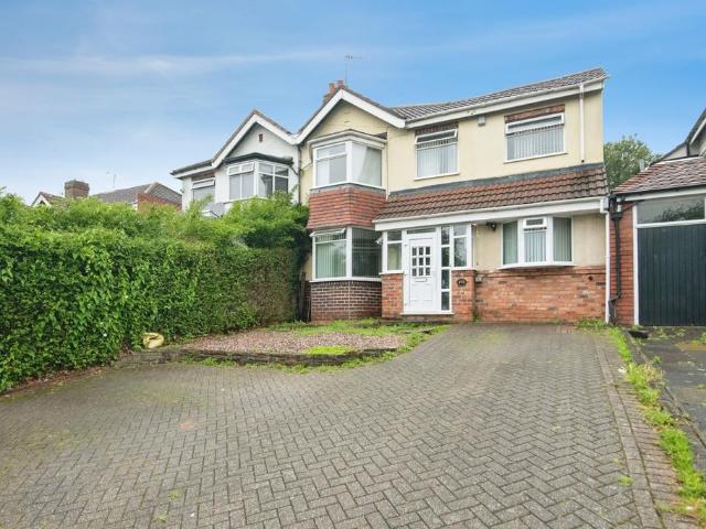 4 bedroom semi detached house for sale