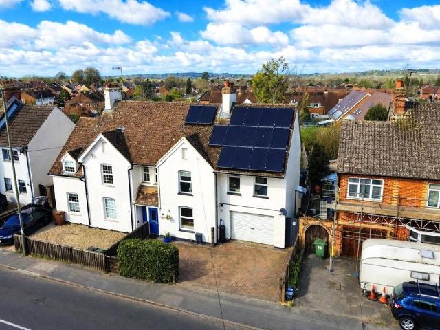 4 bedroom semi detached house for sale