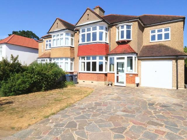 4 bedroom semi detached house for sale