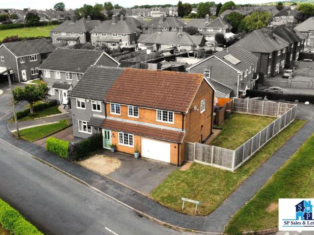 4 bedroom semi detached house for sale