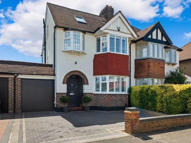 4 bedroom semi detached house for sale
