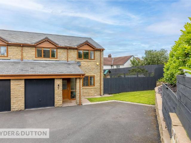 4 bedroom semi detached house for sale