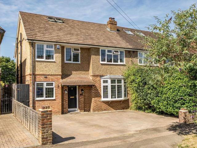 4 bedroom semi detached house for sale