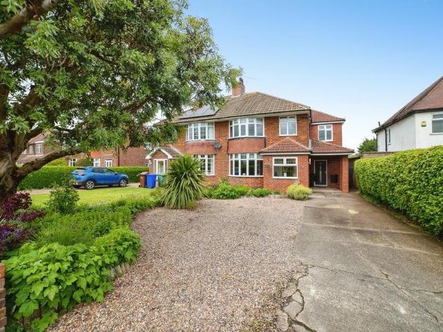 4 bedroom semi detached house for sale