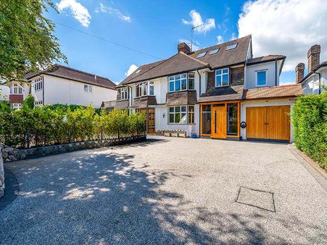 4 bedroom semi detached house for sale