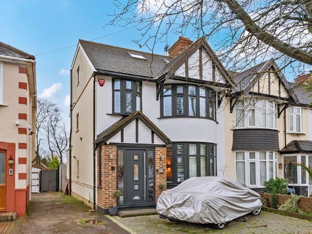 4 bedroom semi detached house for sale