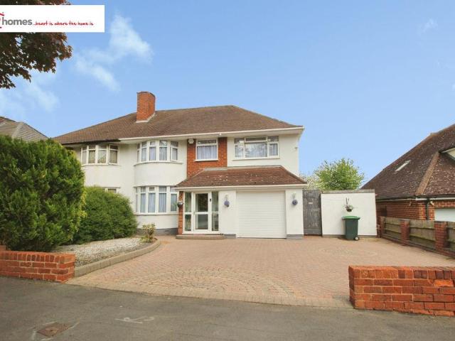 4 bedroom semi detached house for sale
