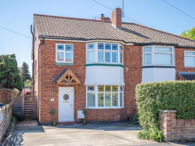 4 bedroom semi detached house for sale