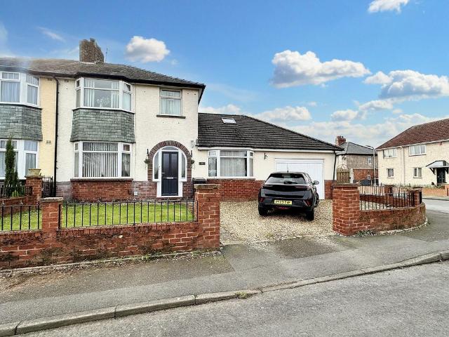 4 bedroom semi detached house for sale