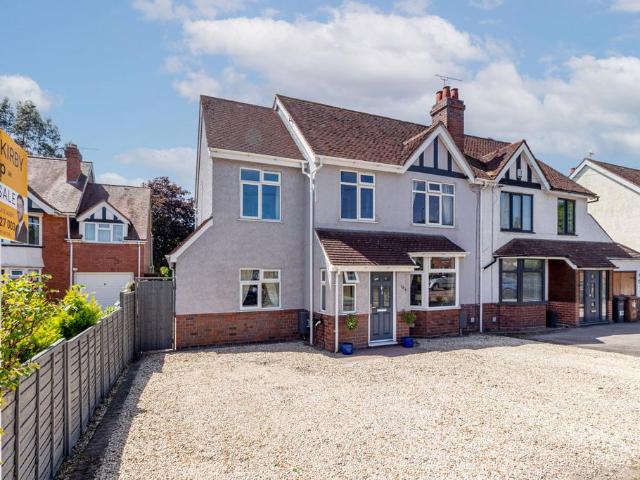 4 bedroom semi detached house for sale