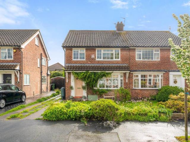 4 bedroom semi detached house for sale