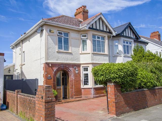 4 bedroom semi detached house for sale