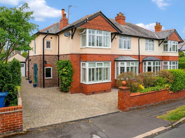 4 bedroom semi detached house for sale