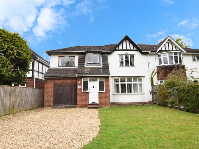 4 bedroom semi detached house for sale