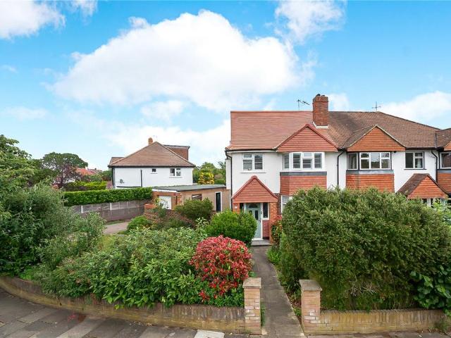 4 bedroom semi detached house for sale